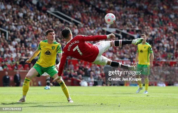 Cristiano Ronaldo Bicycle Kick Photos And Premium High Res Pictures Getty Images