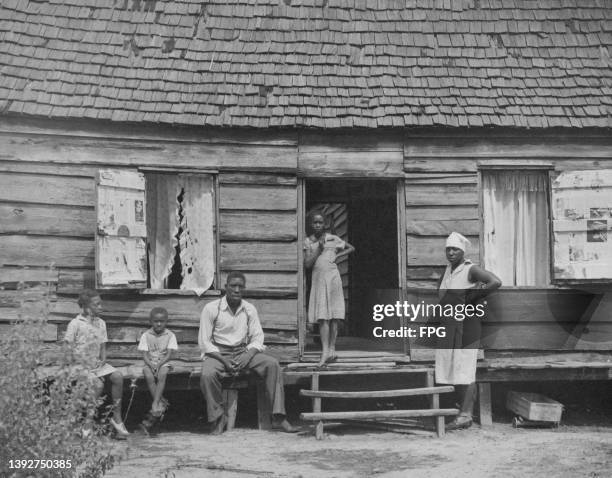 Black Bottom Girls Photos And Premium High Res Pictures Getty Images