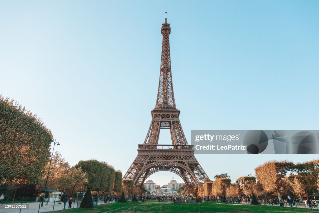 Eiffel Tower High-Res Stock Photo - Getty Images Eiffel Tower High-Res Stock Photo - Getty Images