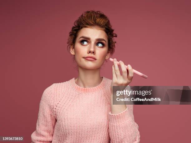 Beautiful Woman Face Pink Imagens E Fotografias De Stock Getty Images