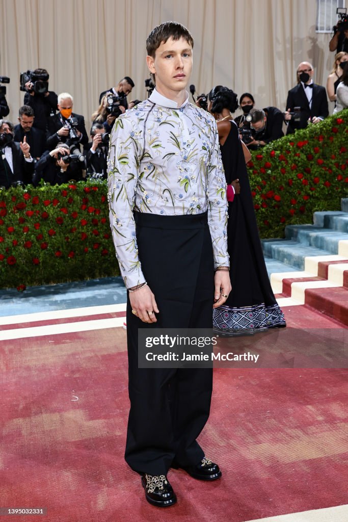 Harris Dickinson Attends The 2022 Met Gala Celebrating In America News Photo Getty Images