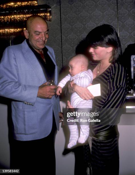Telly Savalas Daughters Photos And Premium High Res Pictures Getty Images