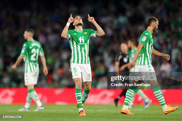 Marc Bartra Real Betis Photos and Premium High Res Pictures - Getty Images Marc Bartra Real Betis Photos and Premium High Res Pictures - Getty Images