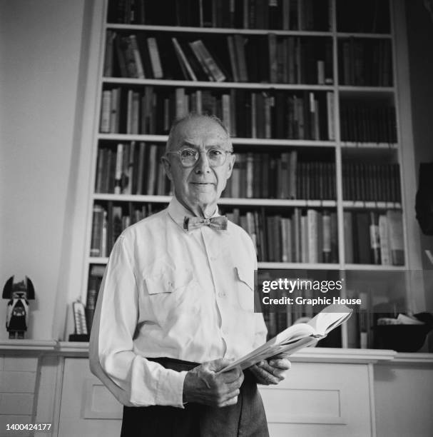 William Carlos Williams Photos and Premium High Res Pictures - Getty Images William Carlos Williams Photos and Premium High Res Pictures - Getty Images
