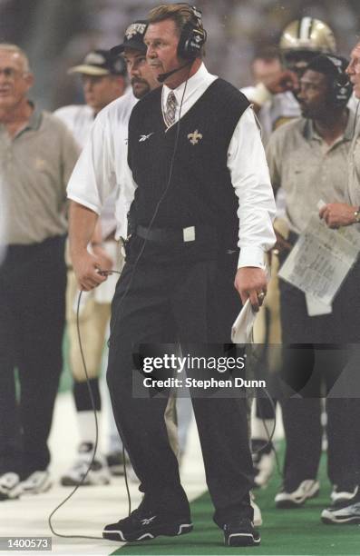 11 Mike Ditka Rams Photos And High Res Pictures Getty Images