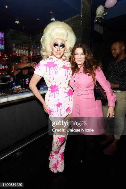 Lisa Vanderpump Photos And Premium High Res Pictures Getty Images