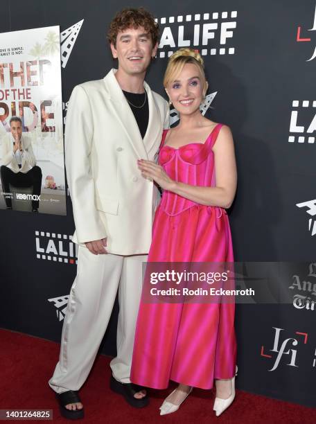 Chloe Fineman Photos And Premium High Res Pictures Getty Images