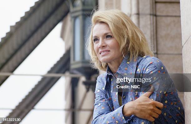 57 Photos Et Images Haute Résolution De Angie Dickinson 1974 Getty Images
