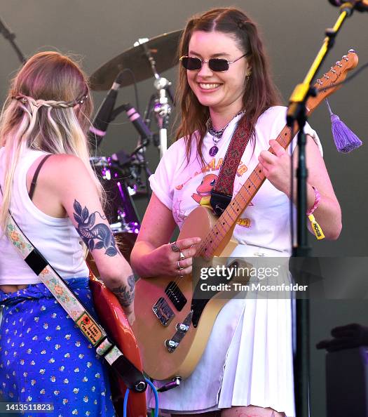Hester Chambers And Rhian Teasdale Of Wet Leg Perform During The 2022