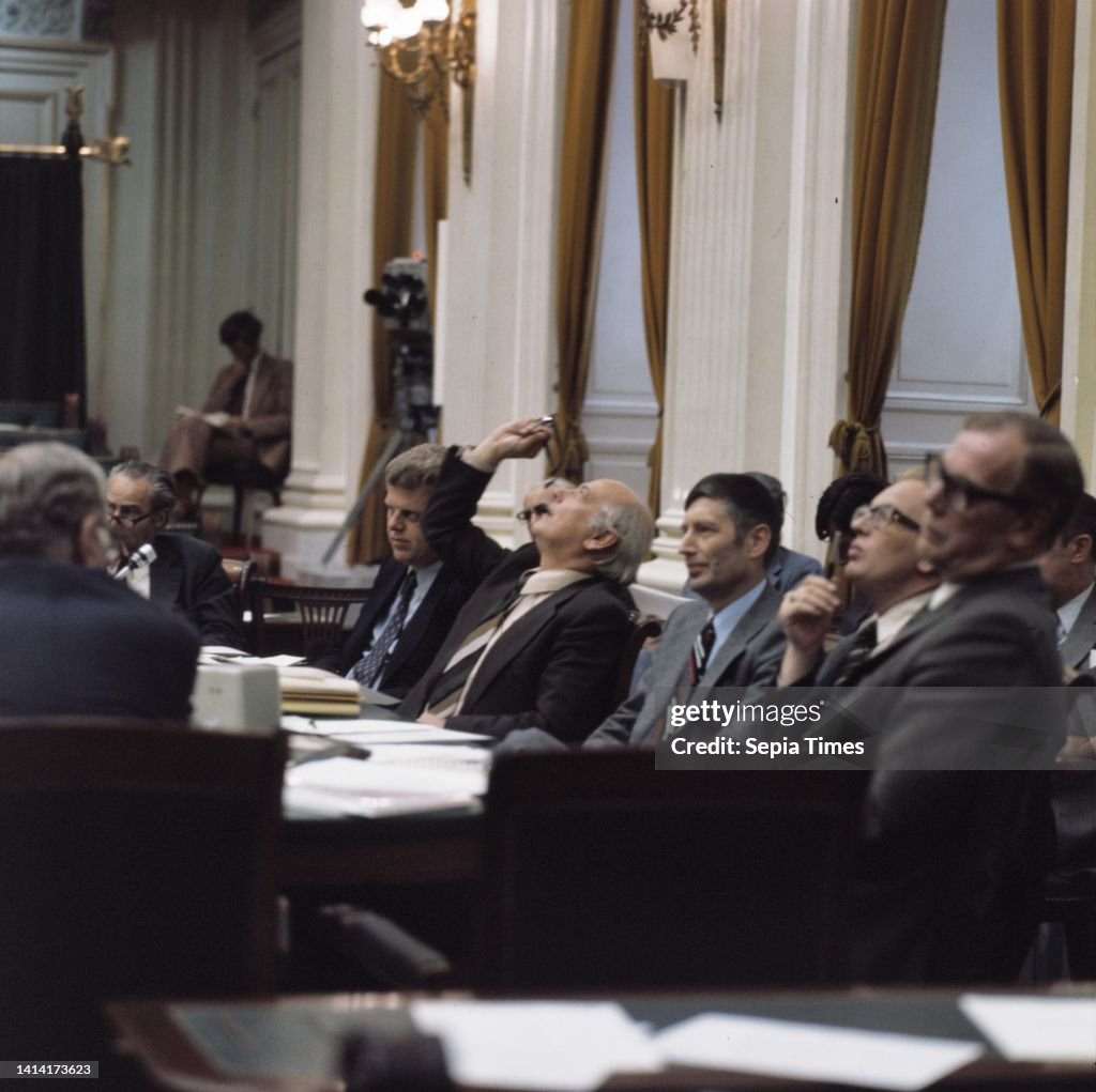 General Considerations House of Representatives ; part cabinet, July ... General Considerations House of Representatives ; part cabinet, July ...