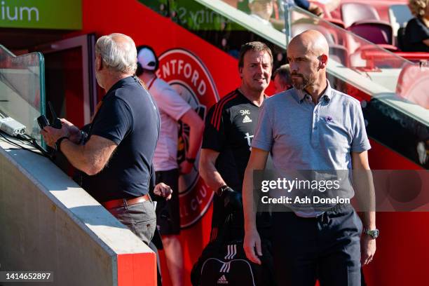 Manchester United Dug Out Photos And Premium High Res Pictures Getty