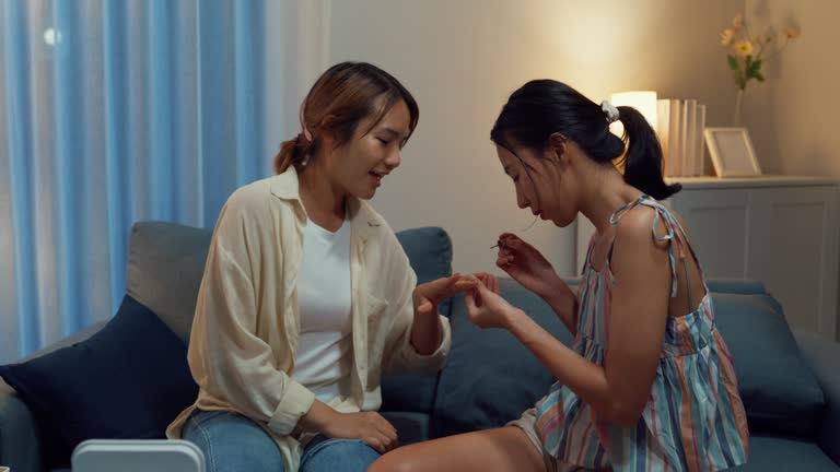 619 Sisters Finger Each Other Stock Videos Footage And 4k Video Clips
