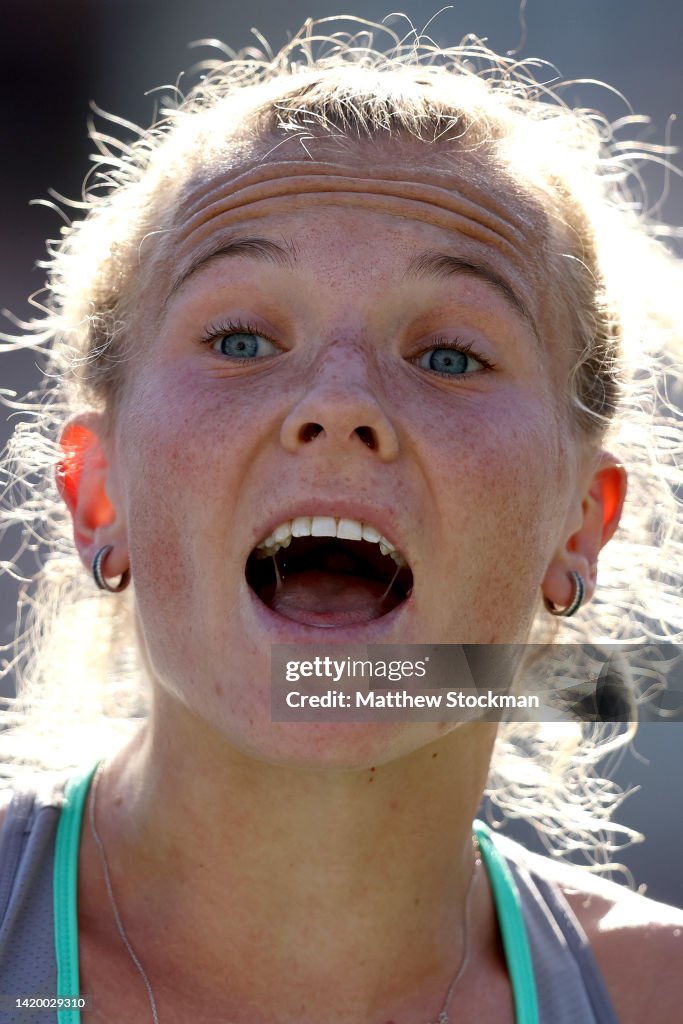 Katerina Siniakova Of Czech Republic Reacts Against Alize Cornet Of News Photo Getty Images