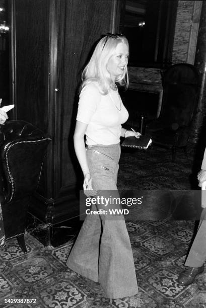 Elizabeth Ray Photos And Premium High Res Pictures Getty Images