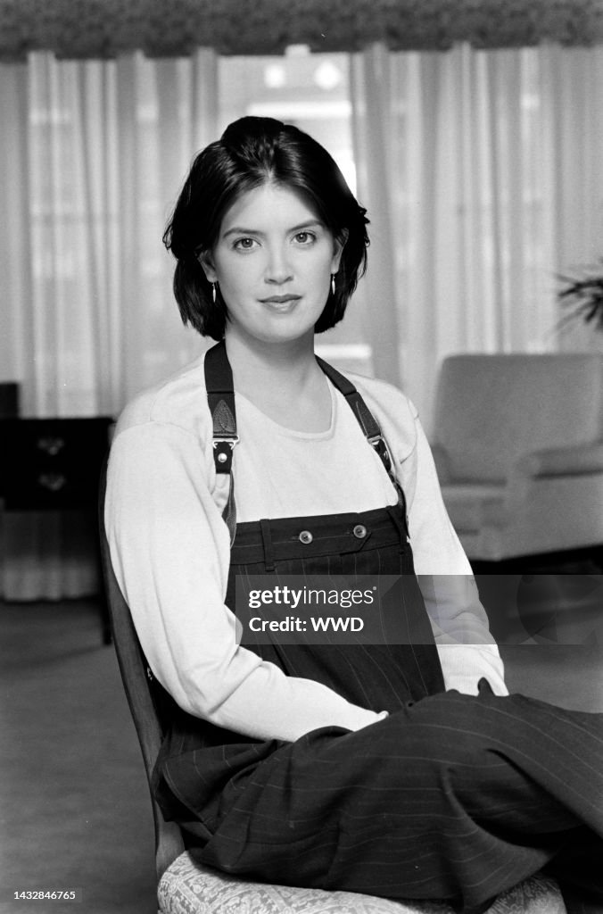 Phoebe Cates Poses For Portraits In July Of 1994 News Photo Getty Images