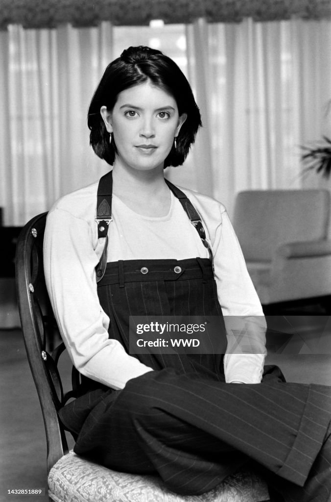 Phoebe Cates Poses For Portraits In July Of 1994 News Photo Getty Images