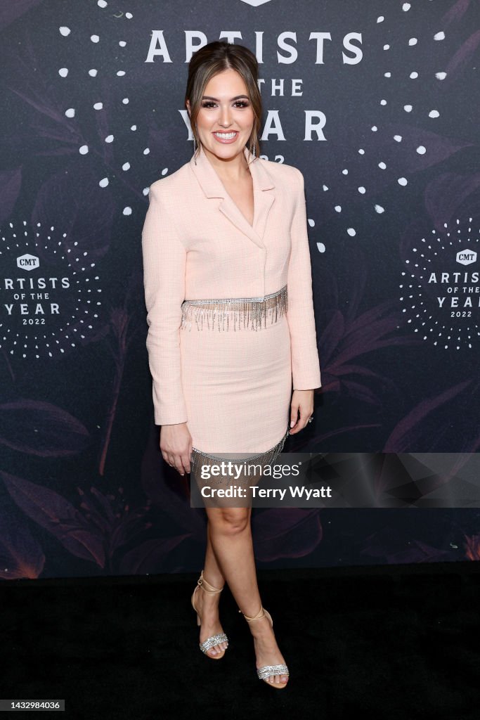 Cassie Dilaura Attends The 2022 Cmt Artists Of The Year At News