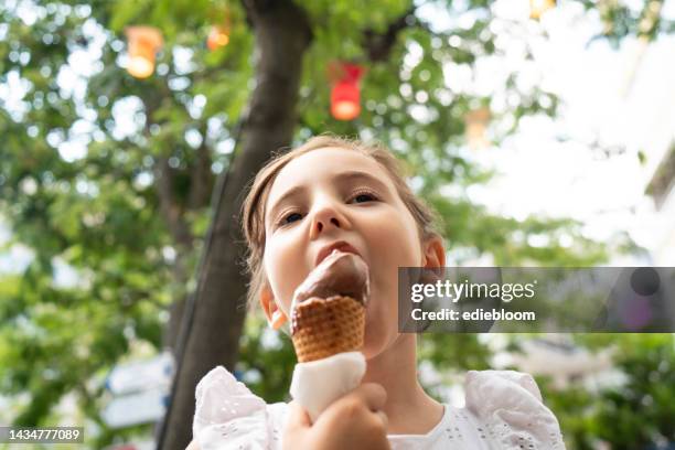 Kids Eating Icecream High-Res Stock Photo - Getty Images Kids Eating Icecream High-Res Stock Photo - Getty Images