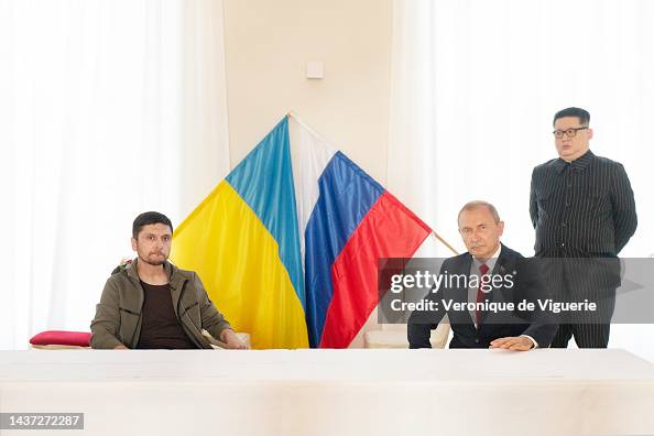 Umid A Zelensky Lookalike And Slawomir A Putin Lookalike Pose As News Photo Getty Images