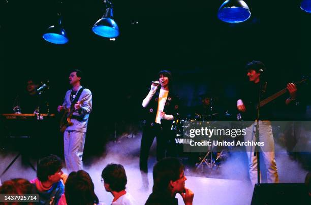Britische Band Photos And Premium High Res Pictures Getty Images