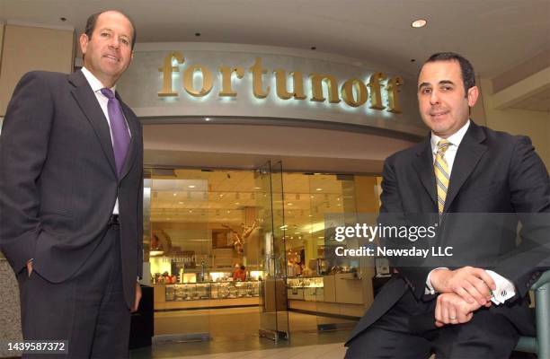 Fortunoff Photos and Premium High Res Pictures - Getty Images Fortunoff Photos and Premium High Res Pictures - Getty Images