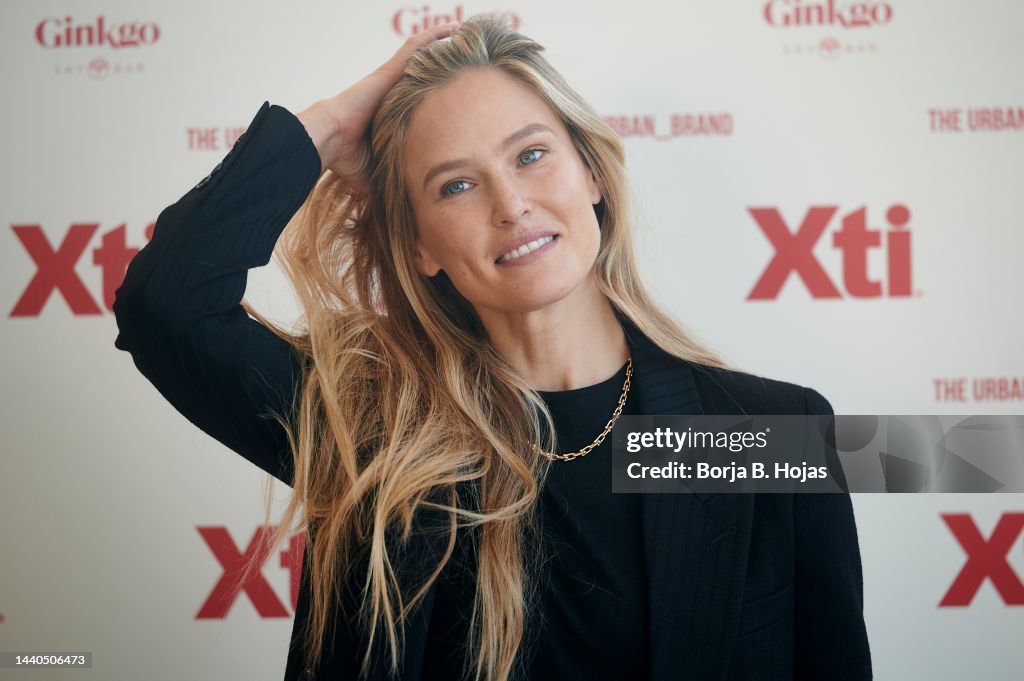 Israeli Model Bar Refaeli Becomes The New Xti Ambassador At Ginkgo