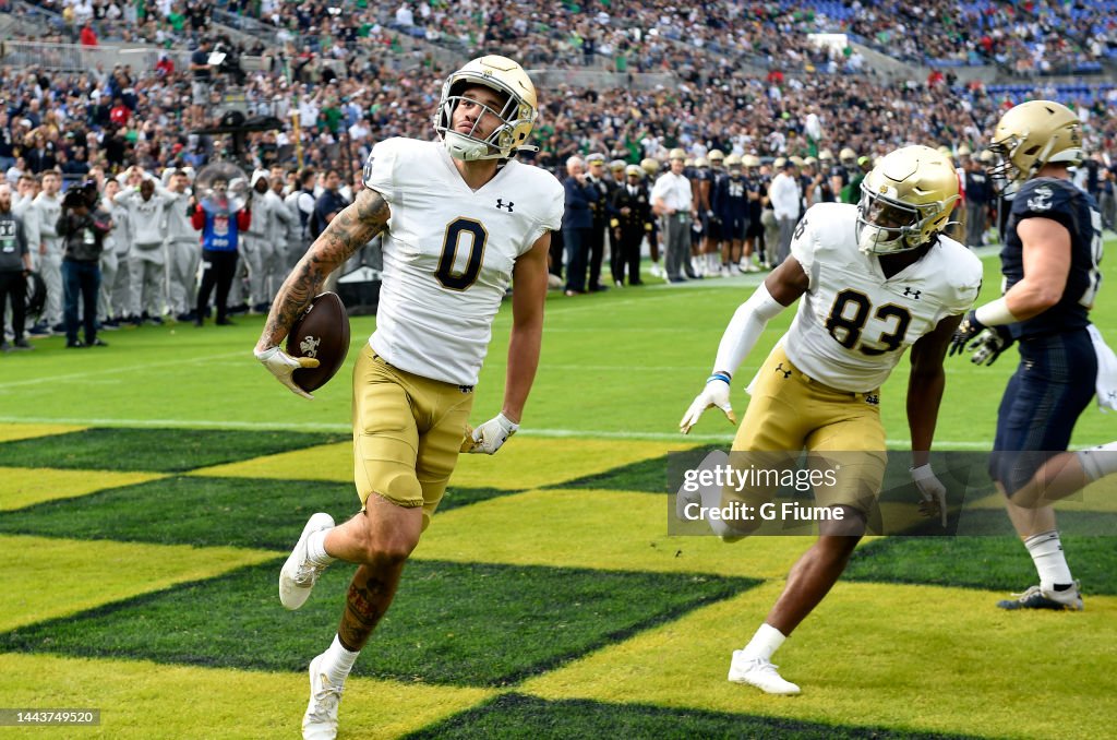 Braden Lenzy of the Notre Dame Fighting Irish celebrates with... News ... Braden Lenzy of the Notre Dame Fighting Irish celebrates with... News ...