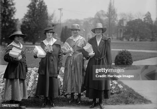 Girl Scout Vintage Photos And Premium High Res Pictures Getty Images