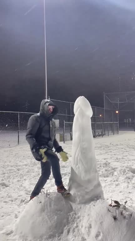 103 The Black Snowman Stock Videos Footage And 4k Video Clips Getty Images