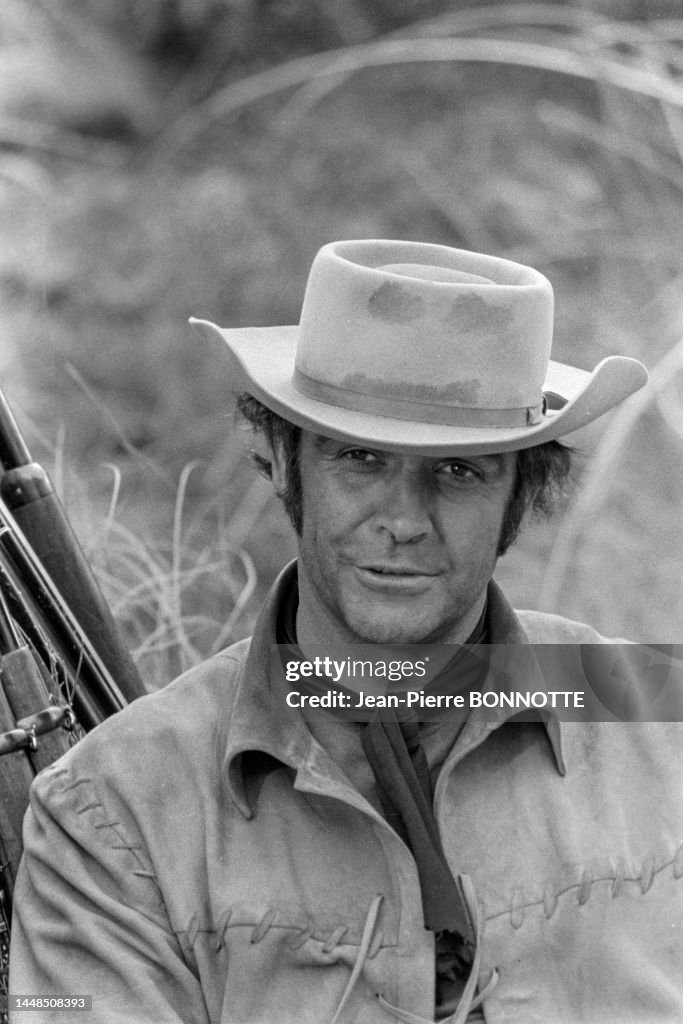 Sean Connery Sur Le Tournage Du Film Shalako En Février 1968 à News Photo Getty Images