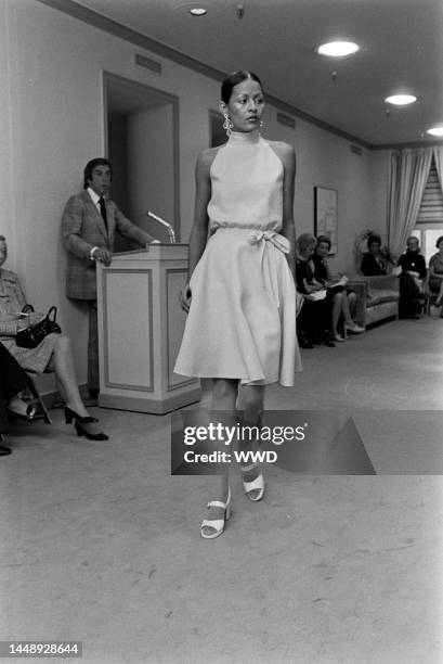 Marie Morrison Photos And Premium High Res Pictures Getty Images