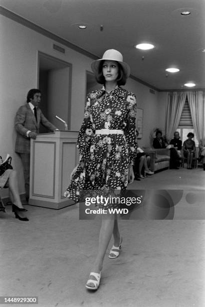 Marie Morrison Photos And Premium High Res Pictures Getty Images