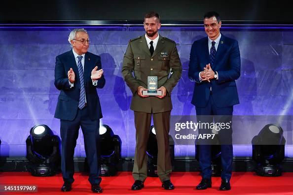 Carlos Arevalo, canoeist of Spain, receives the Male Athlete Award ... Carlos Arevalo, canoeist of Spain, receives the Male Athlete Award ...