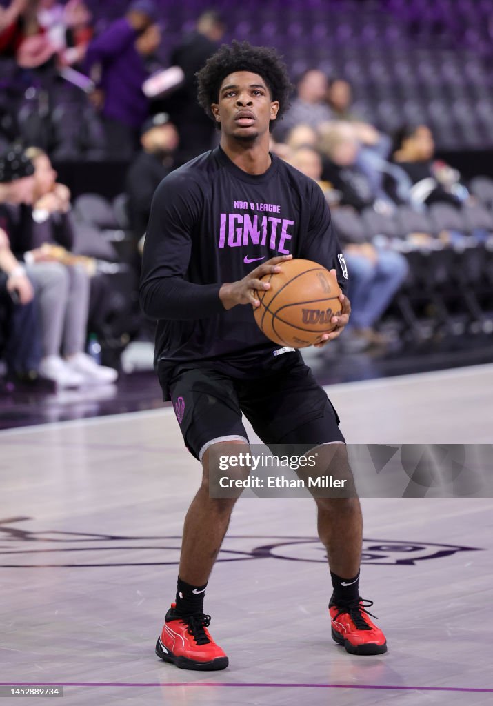 Scoot Henderson of G League Ignite warms up before a game against the ... Scoot Henderson of G League Ignite warms up before a game against the ...