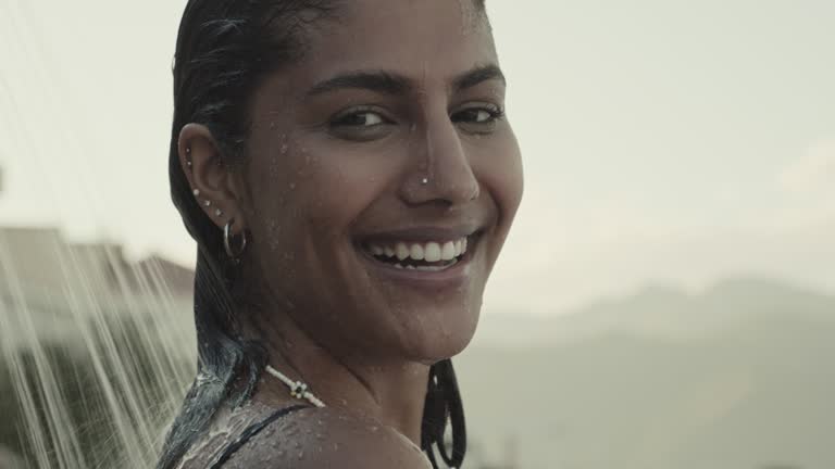 13 845 Women Taking Showers Stock Videos Footage And 4k Video Clips