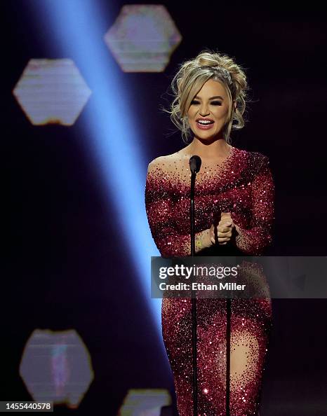 Best New Starlet Winner Blake Blossom Presents The Award For The 2023
