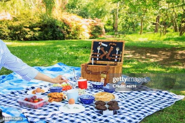 How to Create the Perfect Picnic with Trolley StopDeli