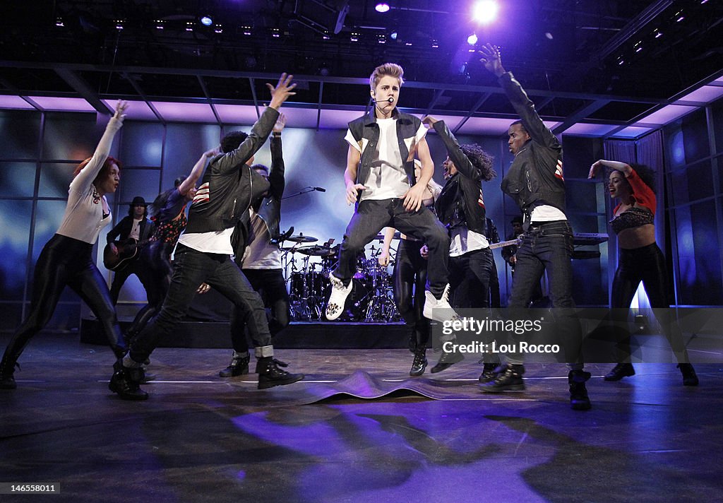 THE VIEW - Global music superstar Justin Bieber performs live... News ... THE VIEW - Global music superstar Justin Bieber performs live... News ...