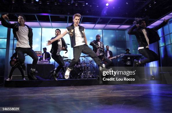 THE VIEW - Global music superstar Justin Bieber performs live... News ... THE VIEW - Global music superstar Justin Bieber performs live... News ...