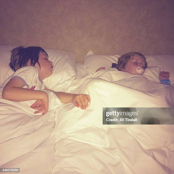 Sisters Sharing Room Photos And Premium High Res Pictures Getty Images