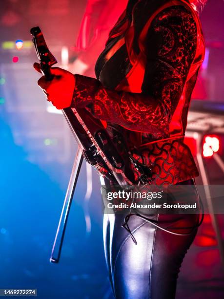 Electric Violin Music Photos And Premium High Res Pictures Getty Images