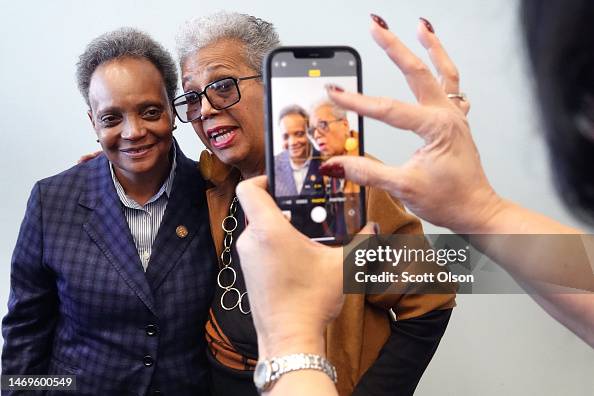 Chicago Mayor Lori Lightfoot Takes A Photo With A Supporter At A