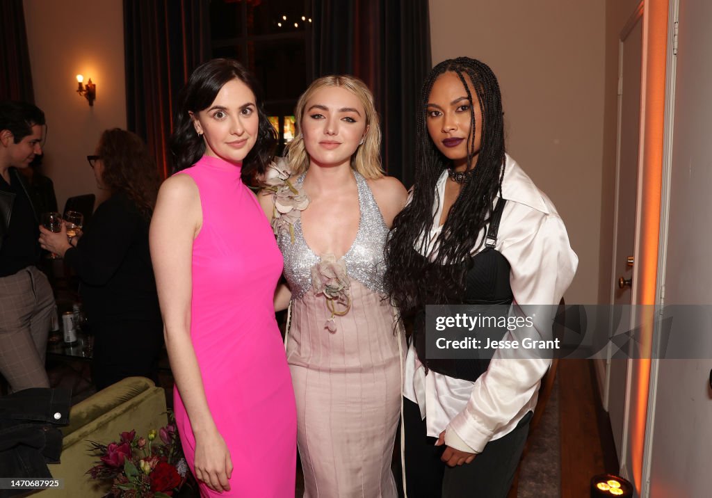 Raeanne Boon Peyton List And Rainbow Wedell Attend The School News