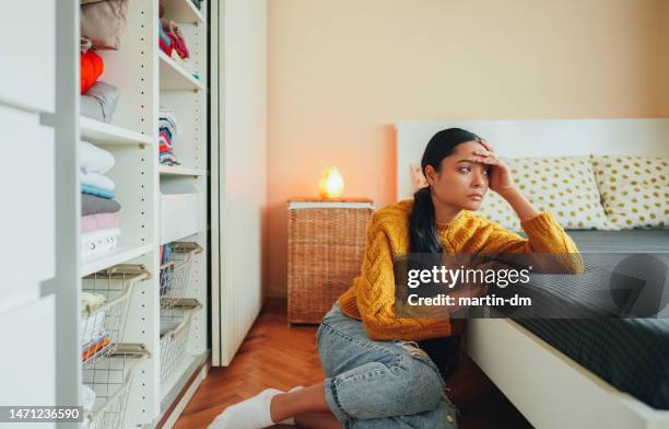 Bored Housewife Photos And Premium High Res Pictures Getty Images