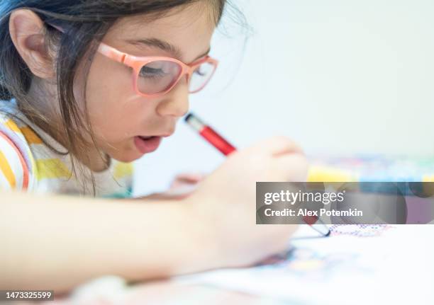 Faces Wearing Glasses Drawing Photos And Premium High Res Pictures Getty Images
