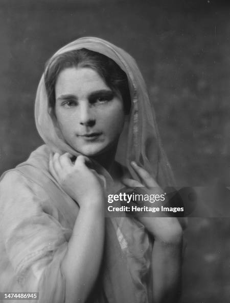 Isadora Duncan Dancer Portrait Photograph Between 1915 And 1923
