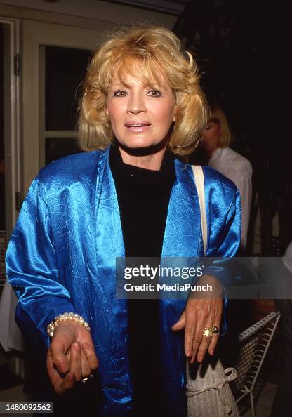 Angie Dickinson Seen Exiting Spago Restaurant On June 22 1987 In News Photo Getty Images