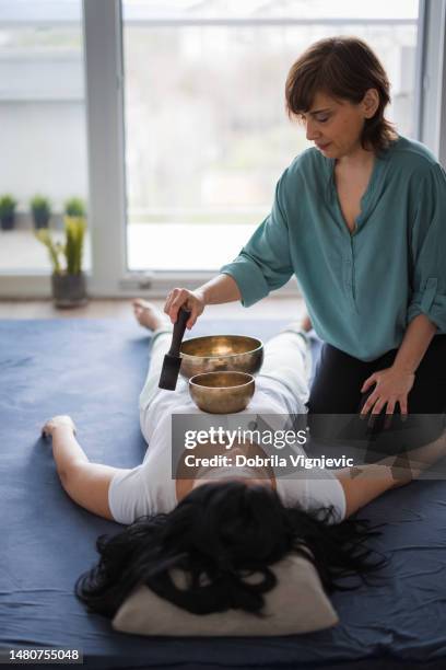 Tibetan Massage Photos And Premium High Res Pictures Getty Images