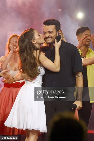 Vanessa Mai and Giovanni Zarrella perform on stage during the ... Vanessa Mai and Giovanni Zarrella perform on stage during the ...