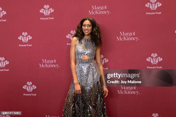 Aoki Lee Simmons Photos Photos And Premium High Res Pictures Getty Images